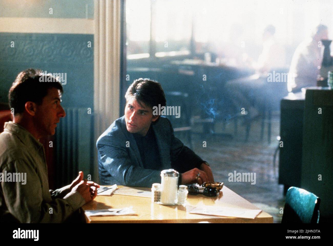 DUSTIN HOFFMAN, TOM CRUISE, RAIN MAN, 1988 Stock Photo - Alamy