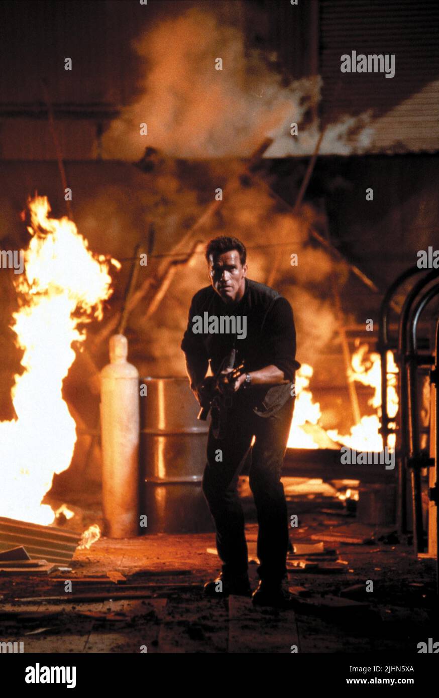 ARNOLD SCHWARZENEGGER, ERASER, 1996 Stock Photo - Alamy