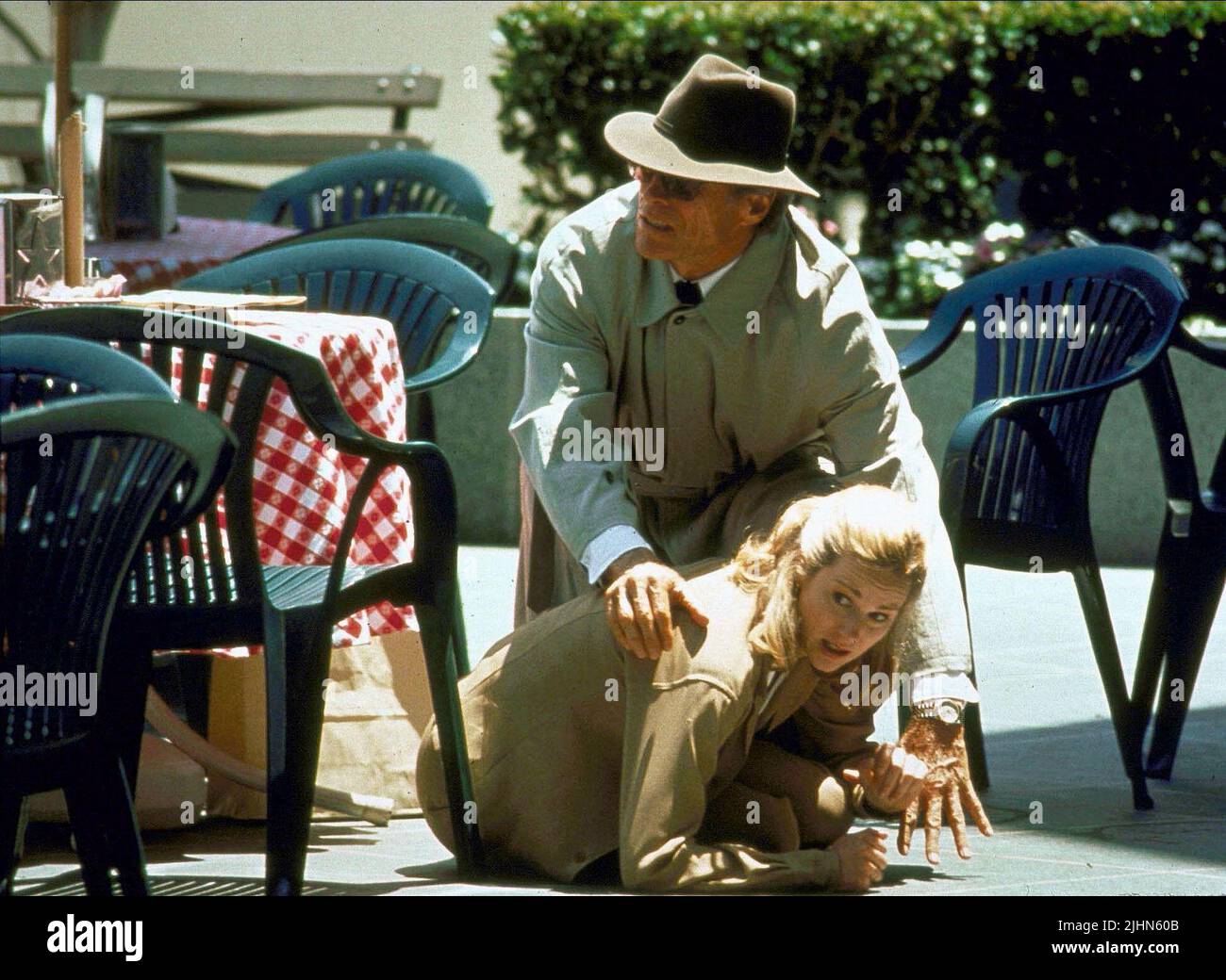 CLINT EASTWOOD, LAURA LINNEY, ABSOLUTE POWER, 1997 Stock Photo - Alamy