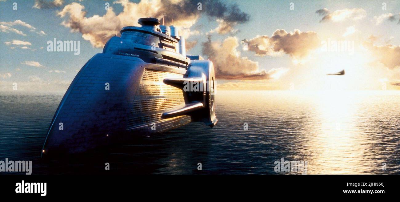 Luc fifth element 1997 hi-res stock photography and images - Alamy