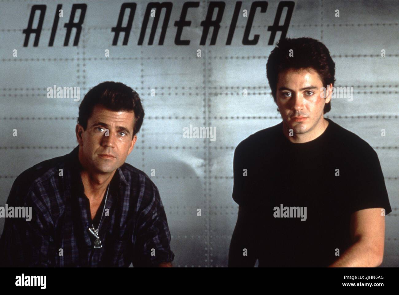 MEL GIBSON, ROBERT DOWNEY JNR, AIR AMERICA, 1990 Stock Photo - Alamy