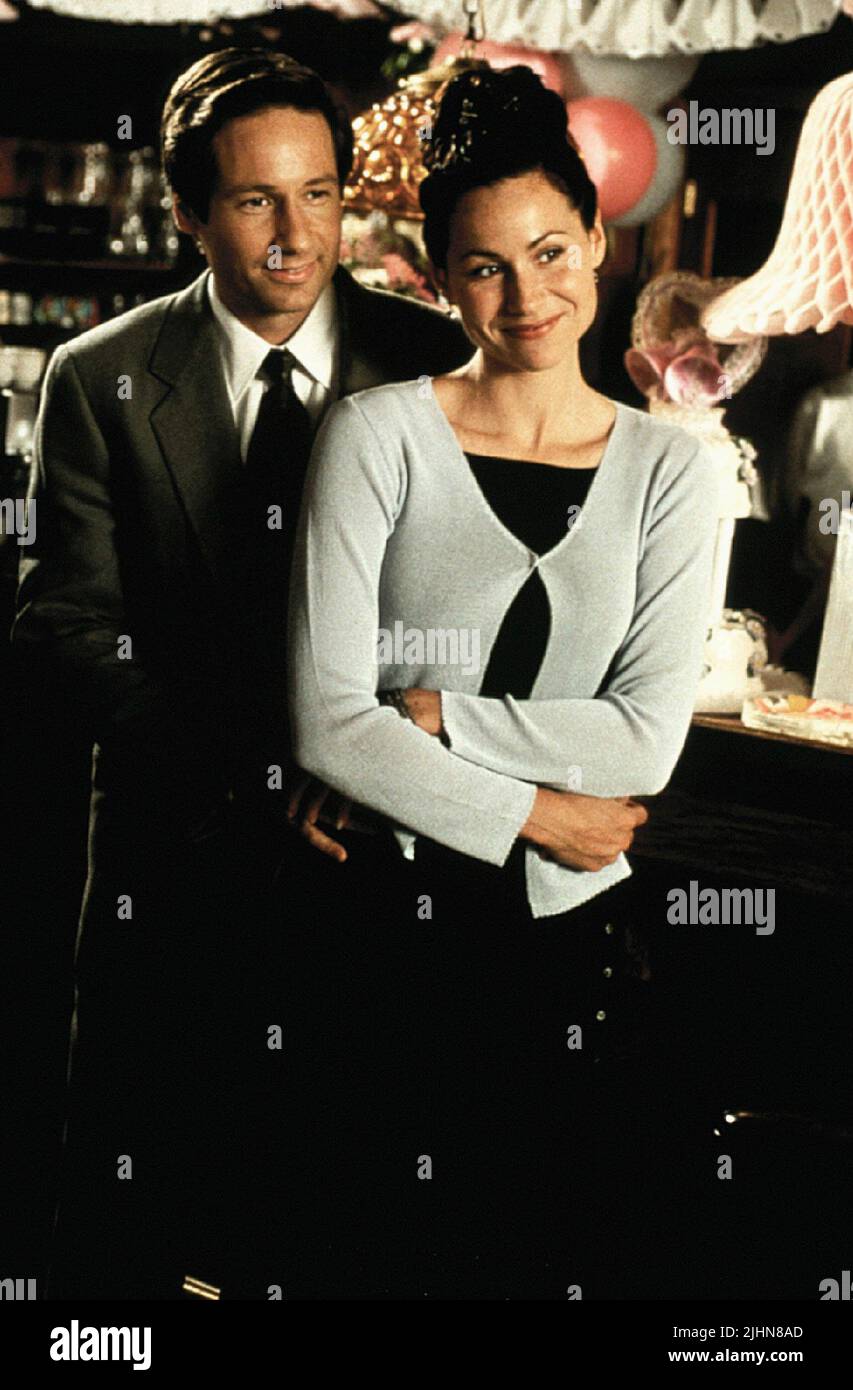 DAVID DUCHOVNY, MINNIE DRIVER, RETURN TO ME, 2000 Stock Photo - Alamy