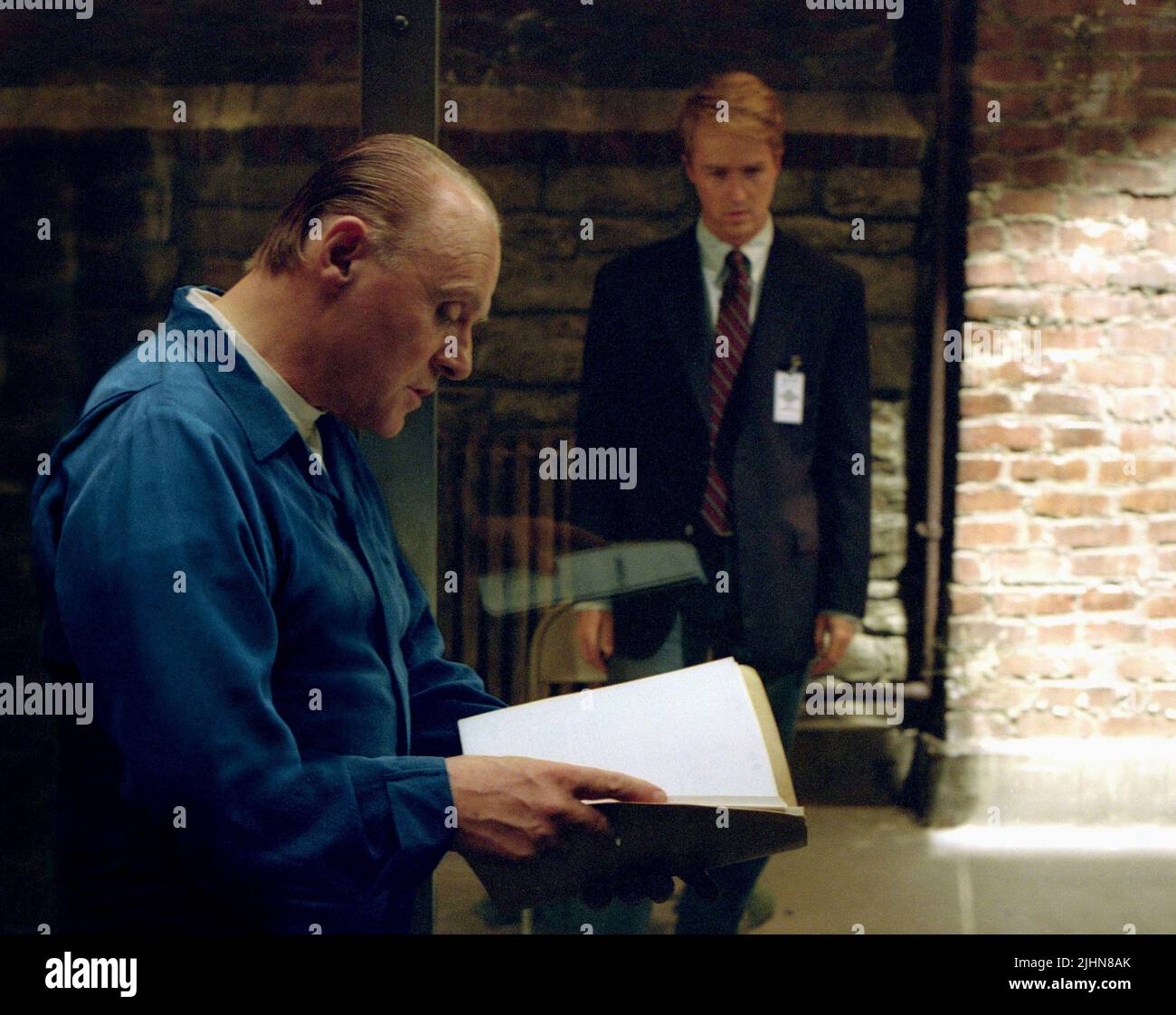 ANTHONY HOPKINS, EDWARD NORTON, RED DRAGON, 2002 Stock Photo - Alamy