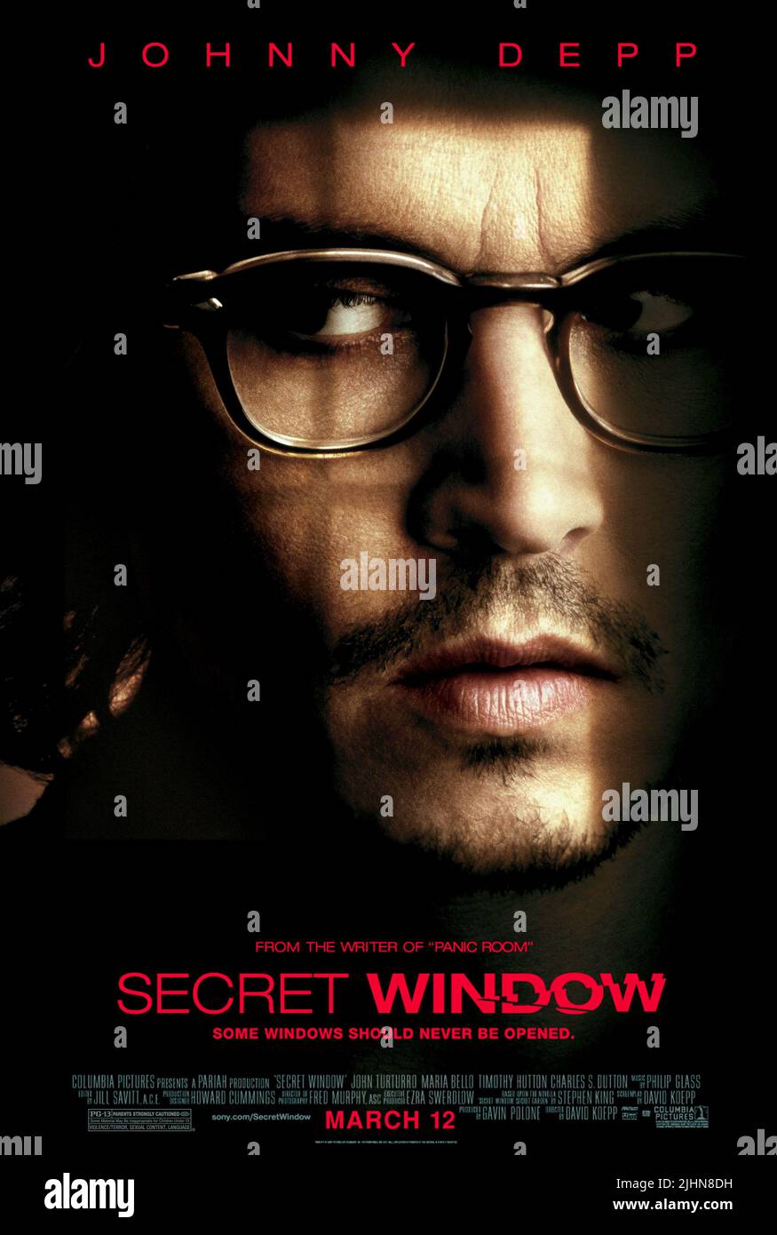 JOHNNY DEPP MOVIE POSTER, SECRET WINDOW, 2004 Stock Photo - Alamy