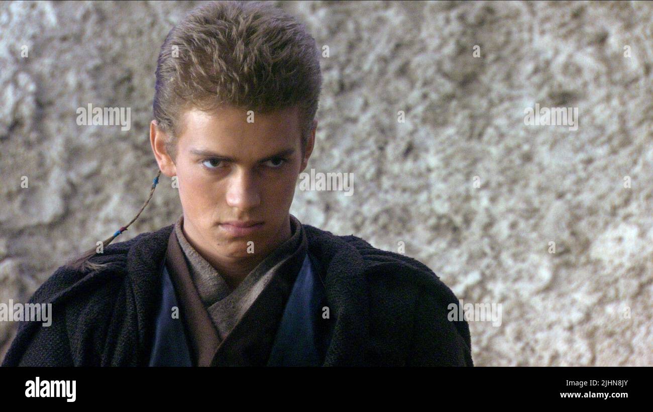 Star wars episode ii attack of the clones 2002 hi-res stock photography and images - Alamy