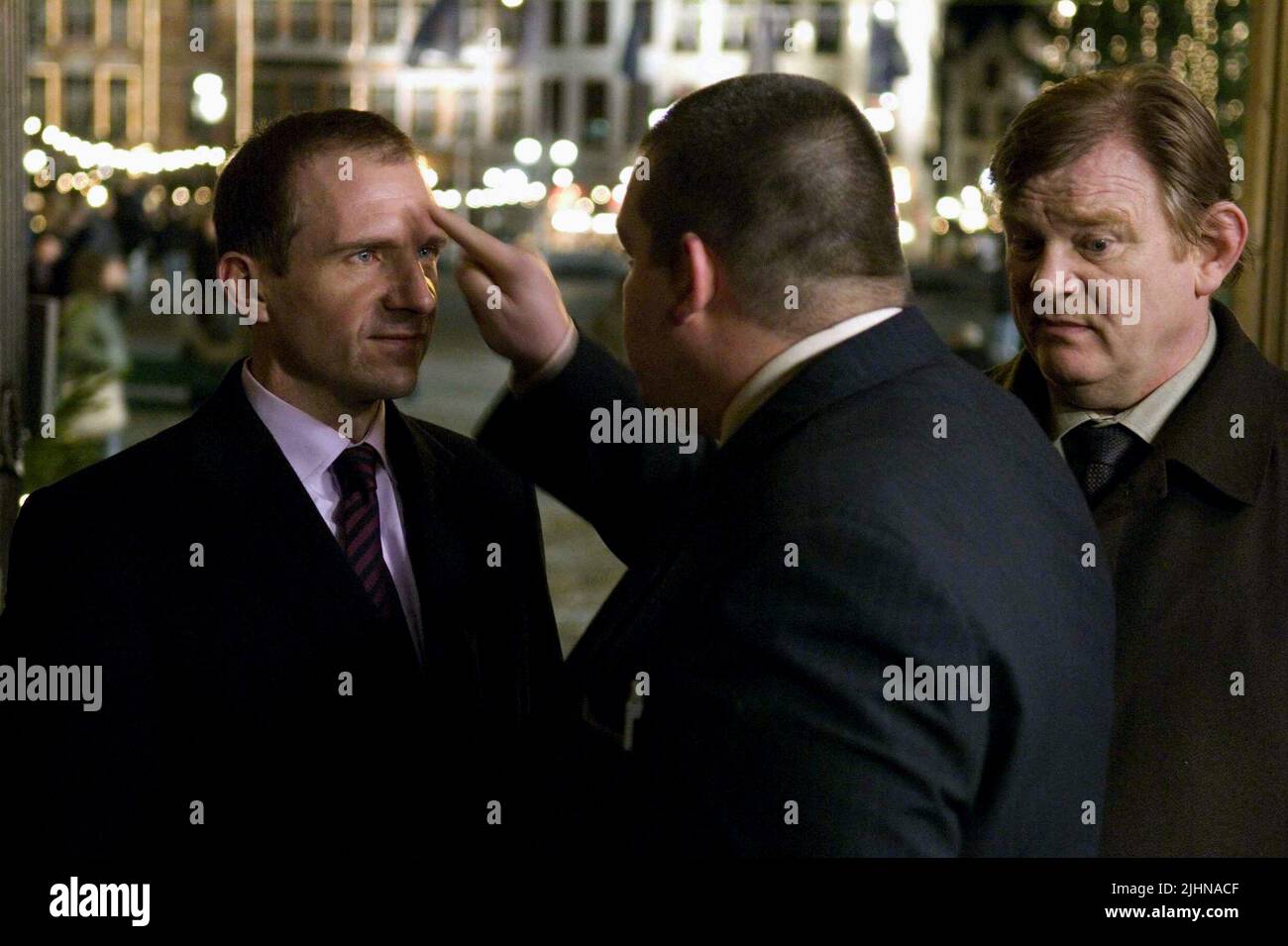 Brendan gleeson und ralph fiennes hi-res stock photography and images ...