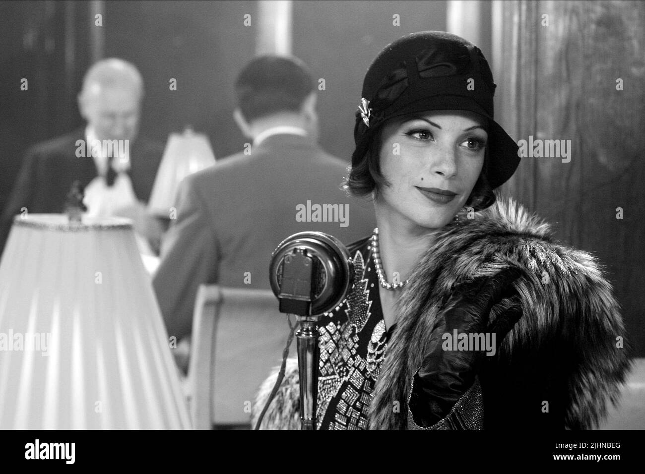 The artist film berenice bejo hi-res stock photography and images - Alamy