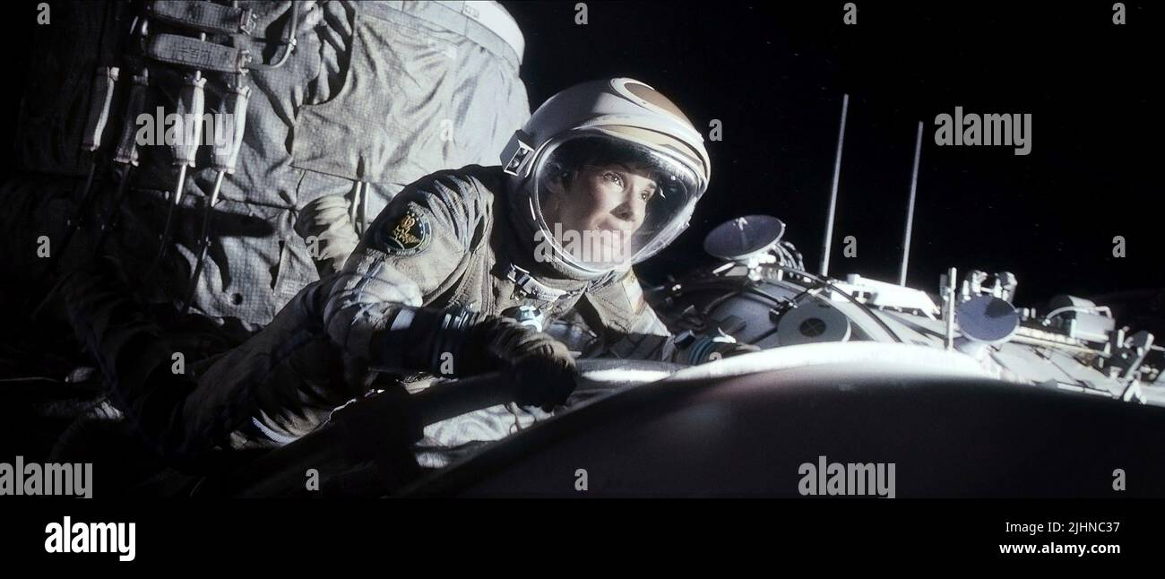 SANDRA BULLOCK, GRAVITY, 2013 Stock Photo - Alamy