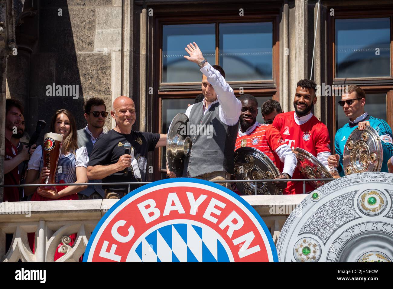 Goretzka lewandowski hi-res stock photography and images - Alamy