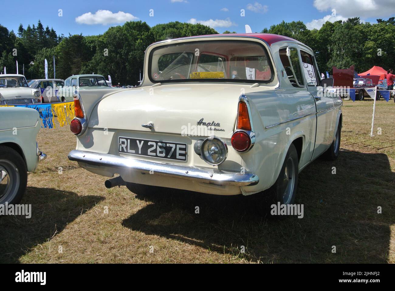 1967 ford anglia deluxe hi-res stock photography and images - Alamy