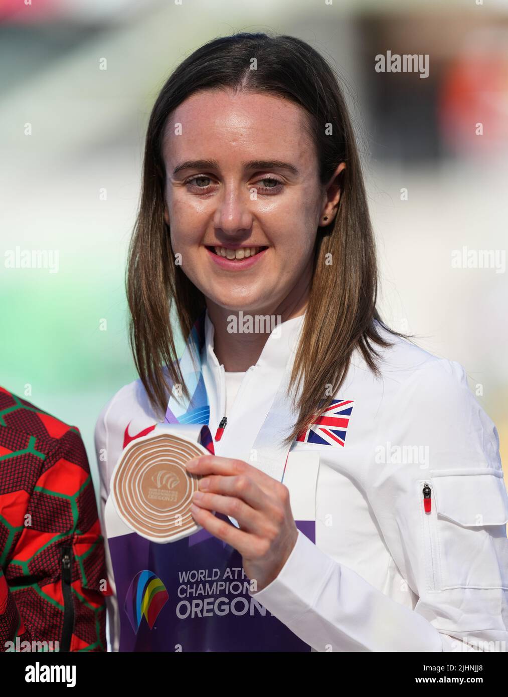Great Britain's Laura Muir with her Bronze Medal following the Women’s ...