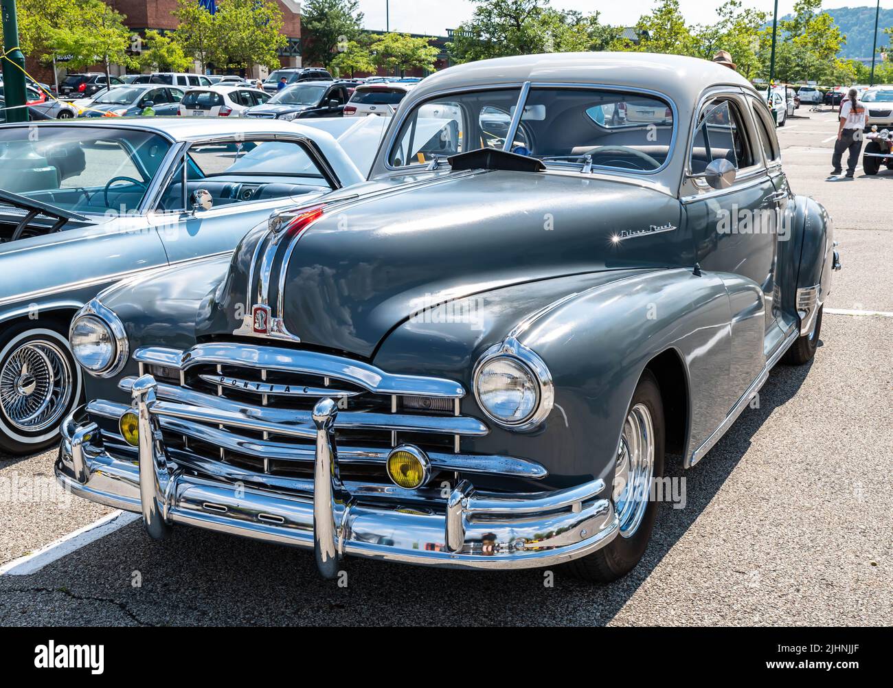 A Pontiac Silver Streak coupe at the Homestead Waterfront car show in ...
