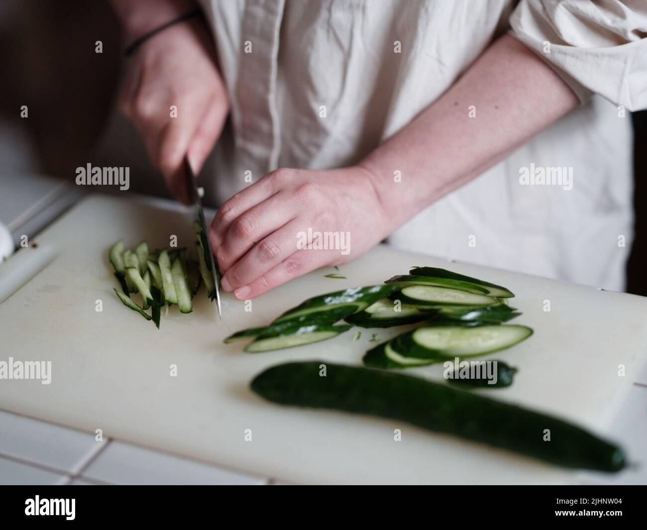 Cutting apart hi-res stock photography and images - Alamy