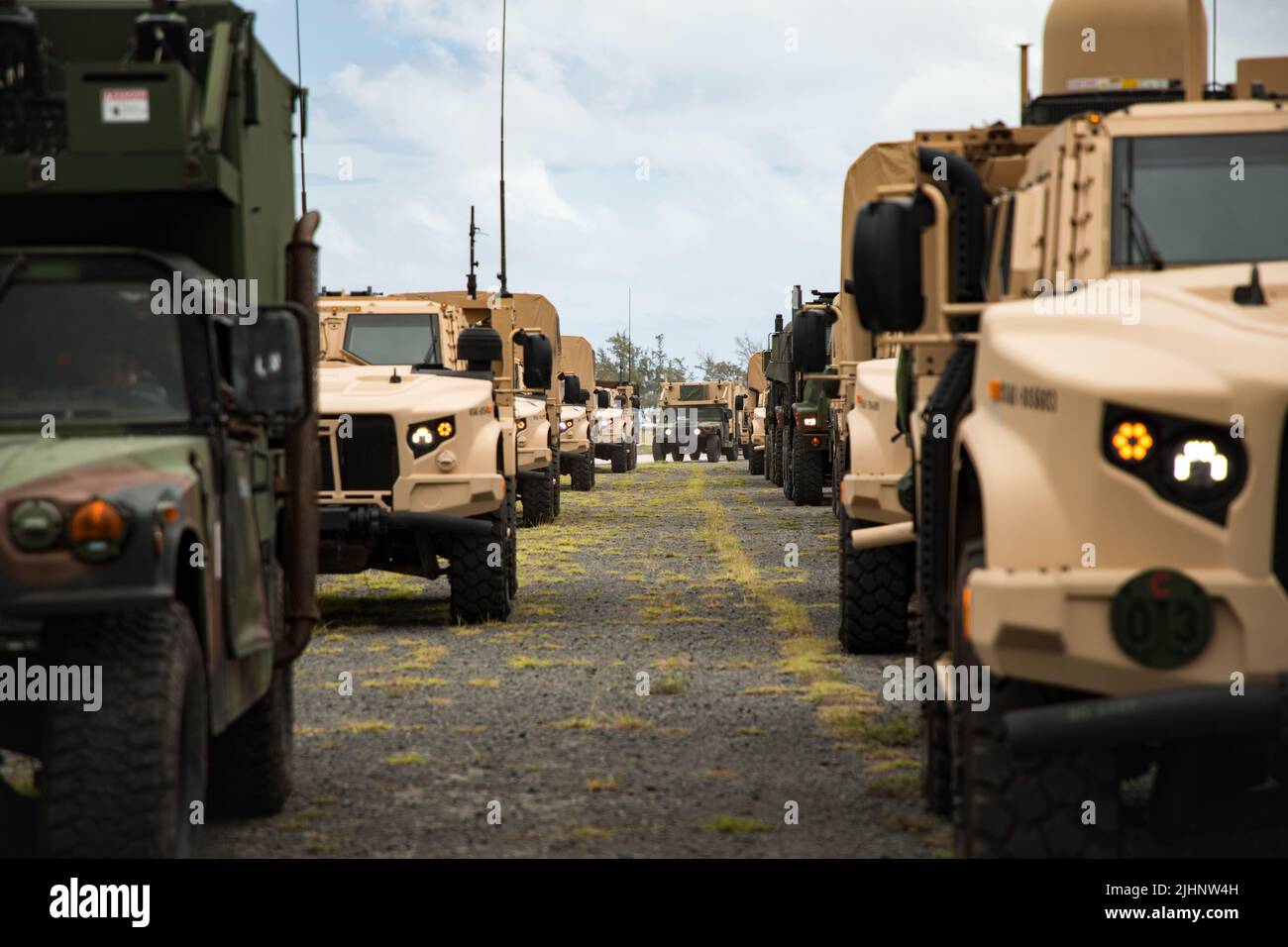 MARINE CORPS TRAINING AREA BELLOWS, Hawaii (July 15, 2022) U.S. Marines ...