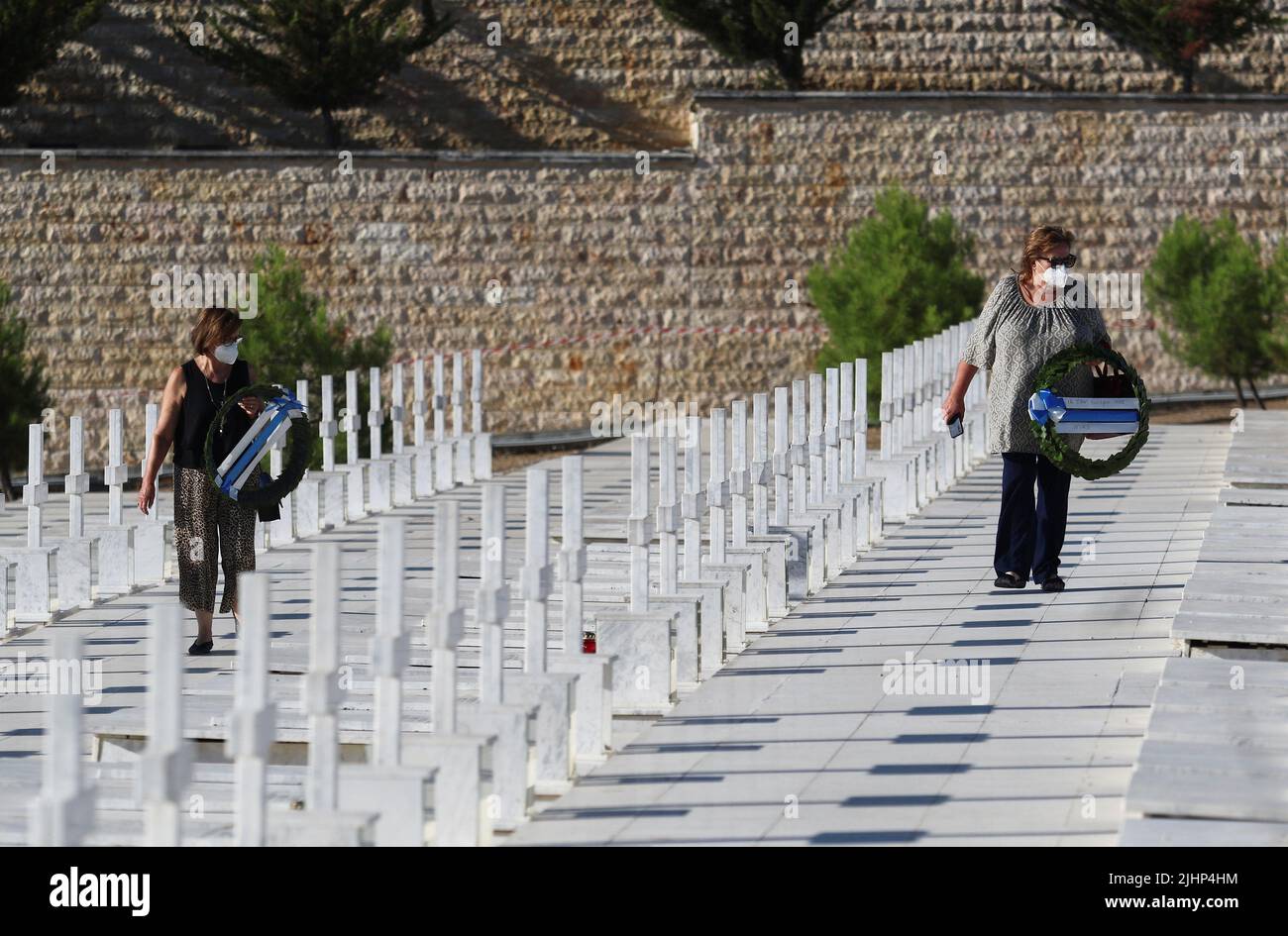 Tymvos macedonitissas military cemetery hi-res stock photography and ...