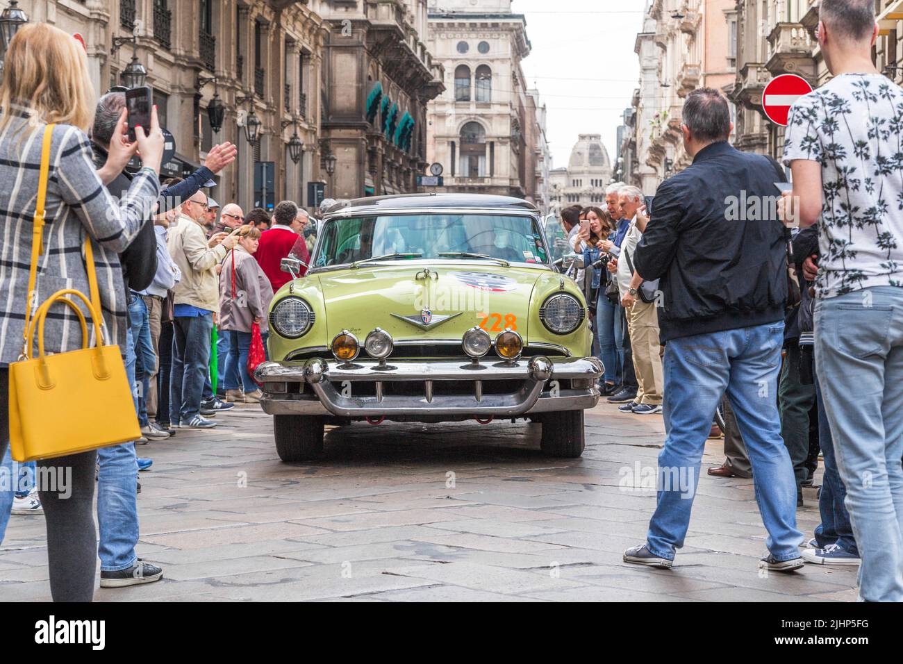 May day vintage car parade hi-res stock photography and images - Alamy