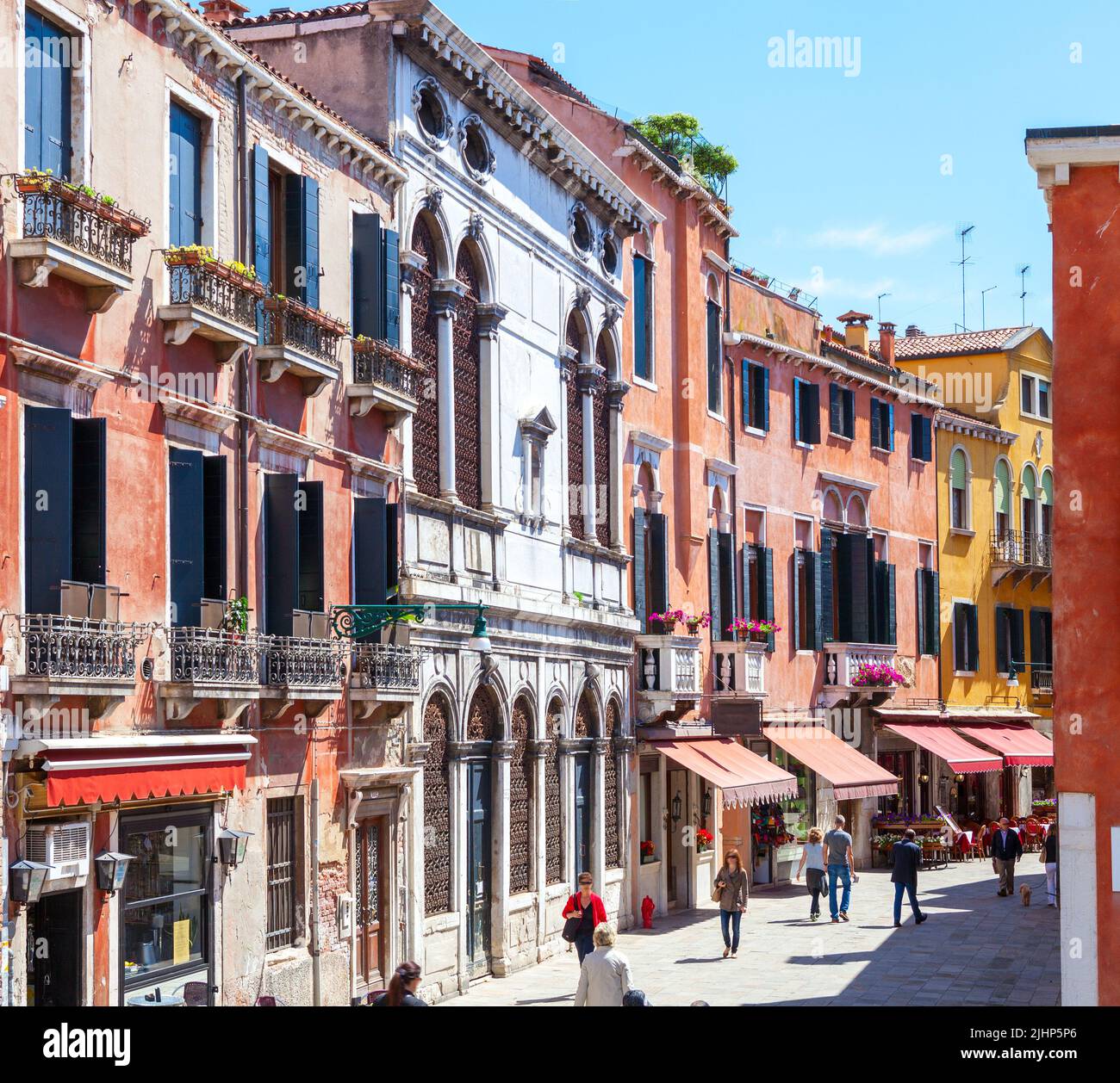 Beautiful facades buildings in sunny hi-res stock photography and ...