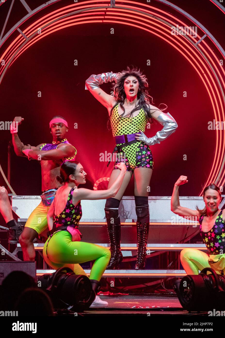 Daya betty hi-res stock photography and images - Alamy