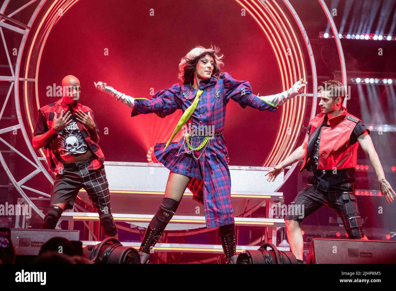 Daya betty hi-res stock photography and images - Alamy