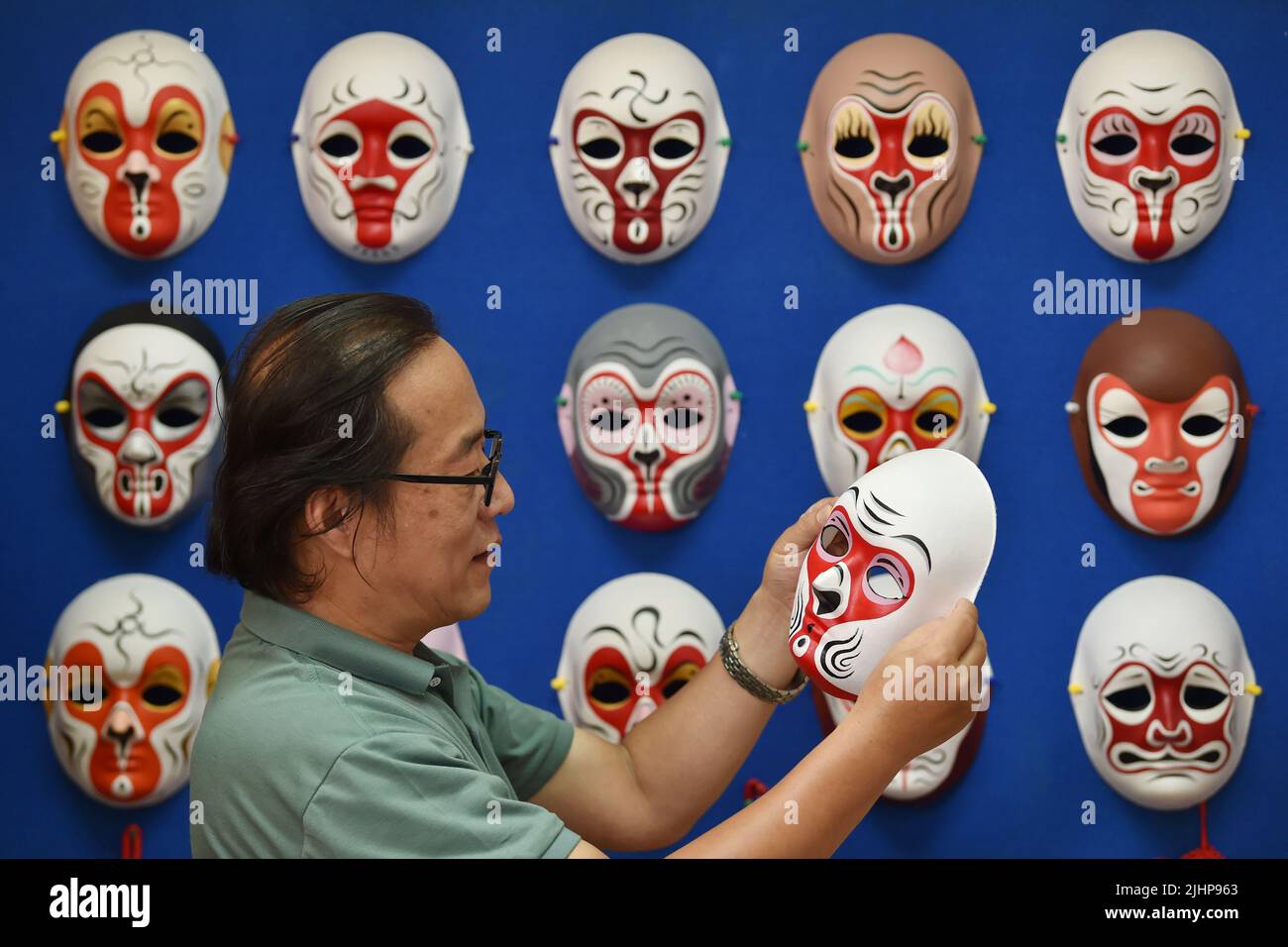 NANJING, CHINA - JULY 20, 2022 - Yan Lei, 55, a facebook inheritor of ...