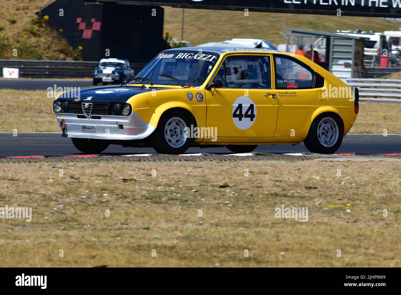 Mike Thorne, Alfa Romeo Alfasud Ti, HRDC Classic Alfa Challenge for 750 ...
