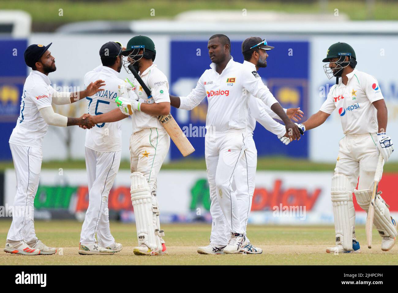 Players hand shake hi-res stock photography and images - Alamy