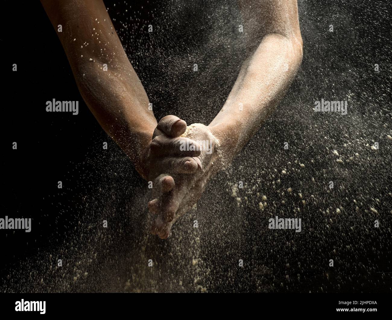 Dust splash hi-res stock photography and images - Alamy