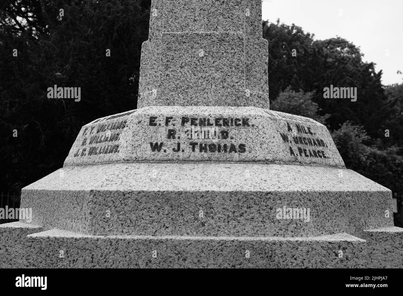 Grade 2 listed cemetery Black and White Stock Photos & Images - Alamy