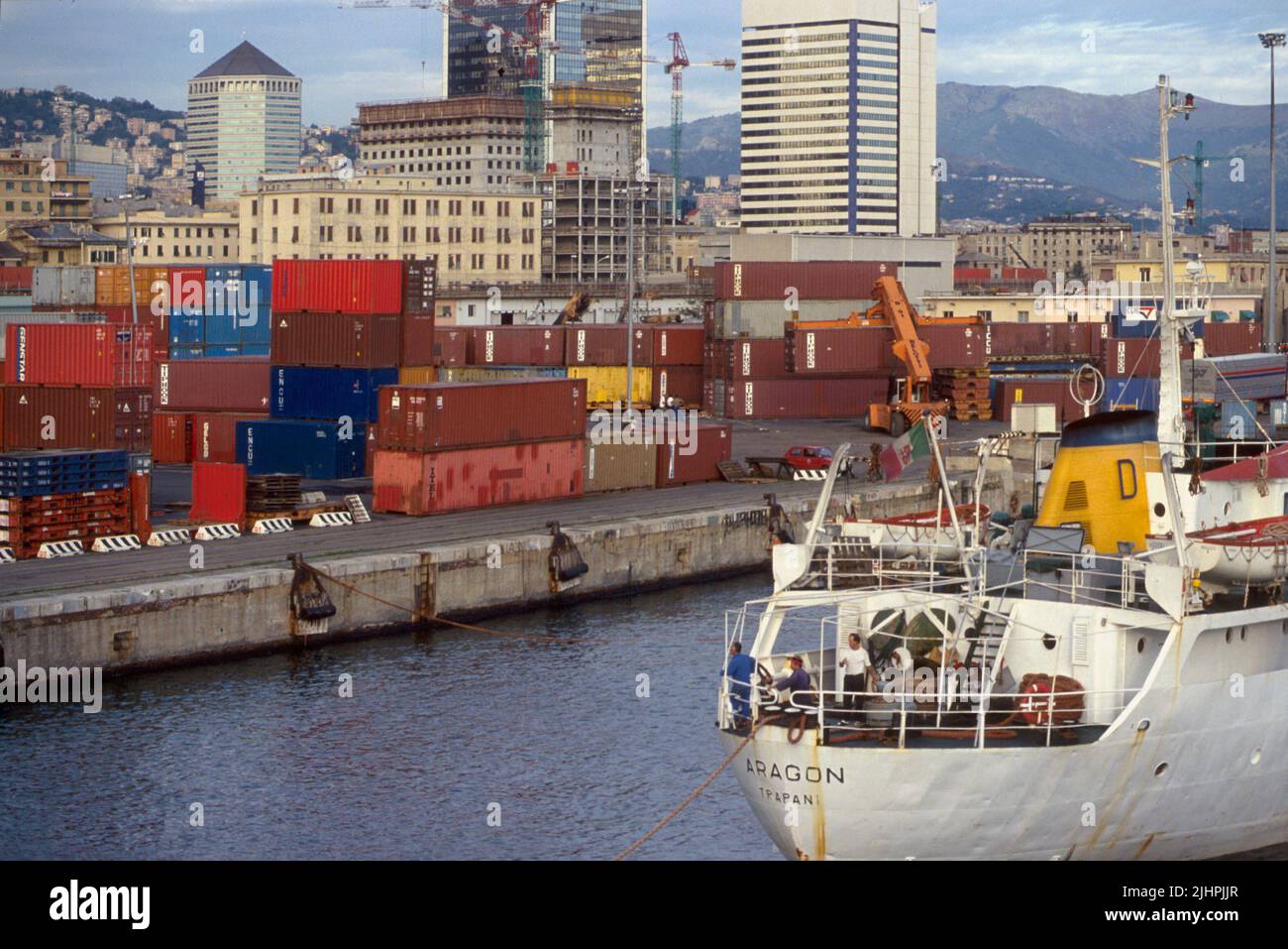 Trasporto container hi-res stock photography and images - Alamy