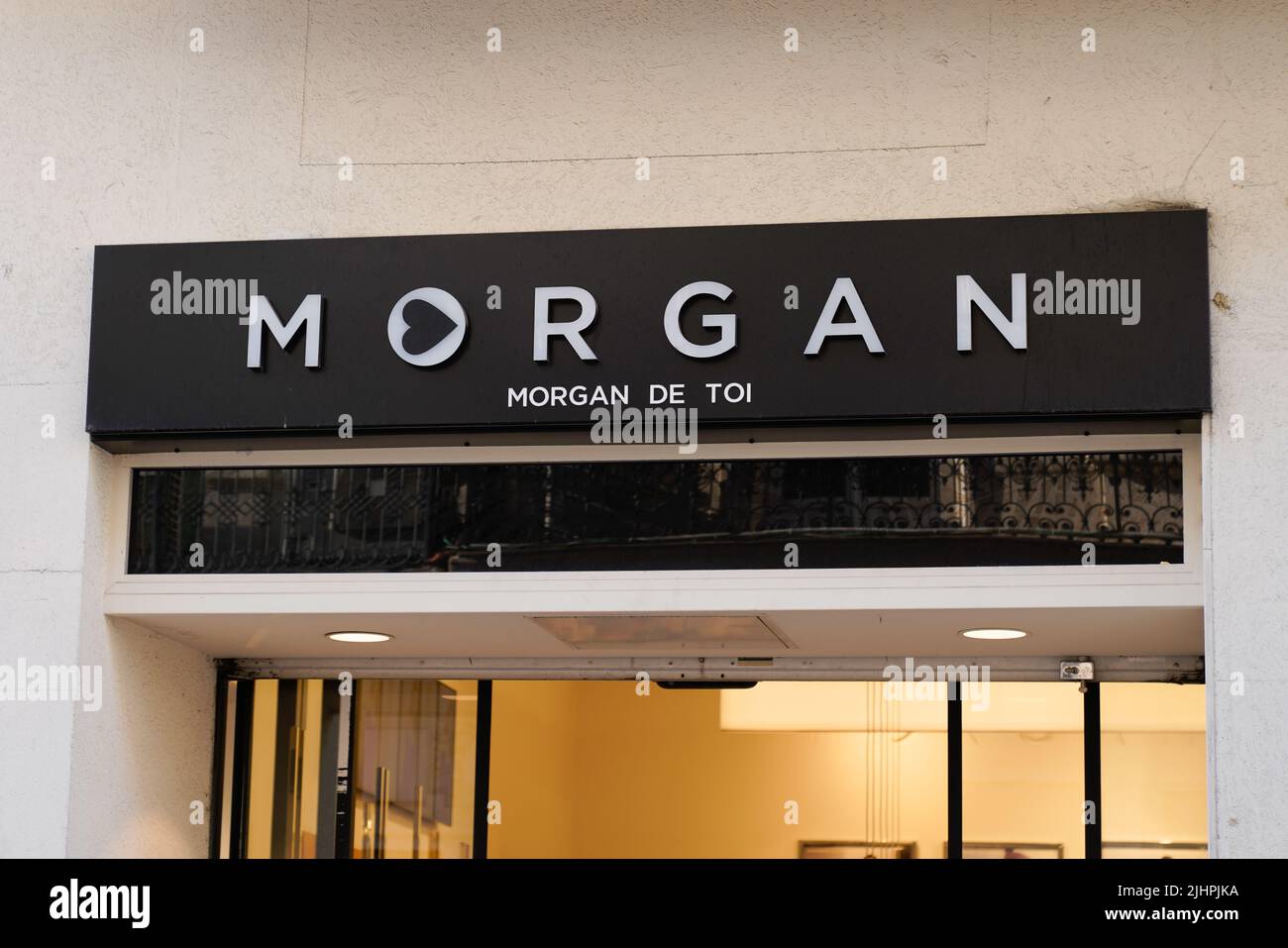 Bordeaux , Aquitaine France - 07 01 2022 : morgan boutique brand logo ...