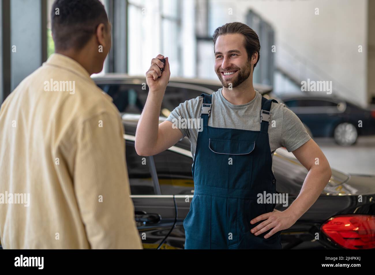 Smiling african american mechanic hi-res stock photography and images ...