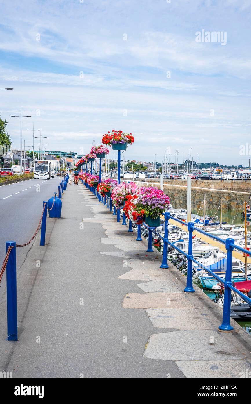 St peter port guernsey Stock Photo - Alamy