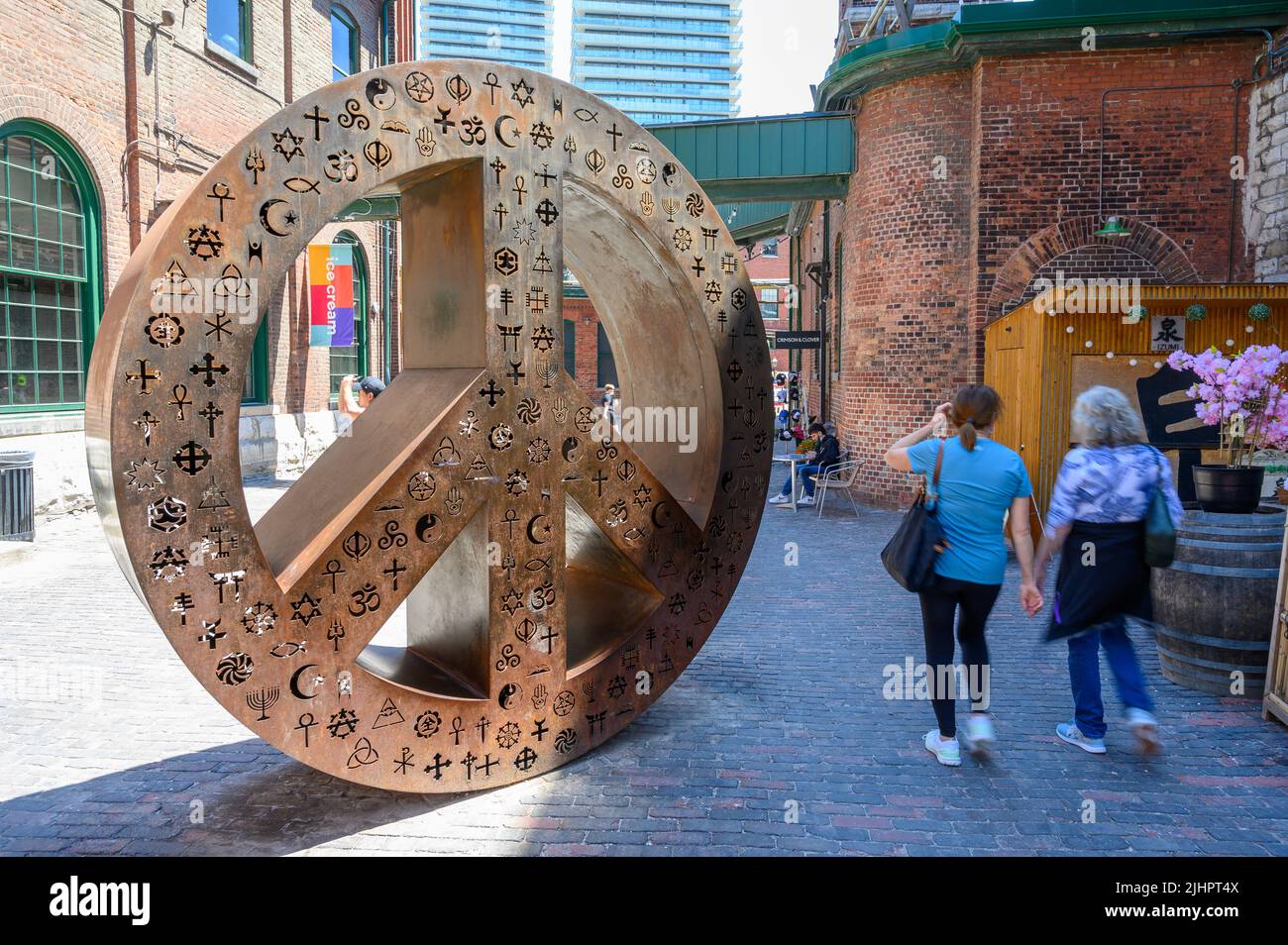 Peace symbolism hi-res stock photography and images - Alamy