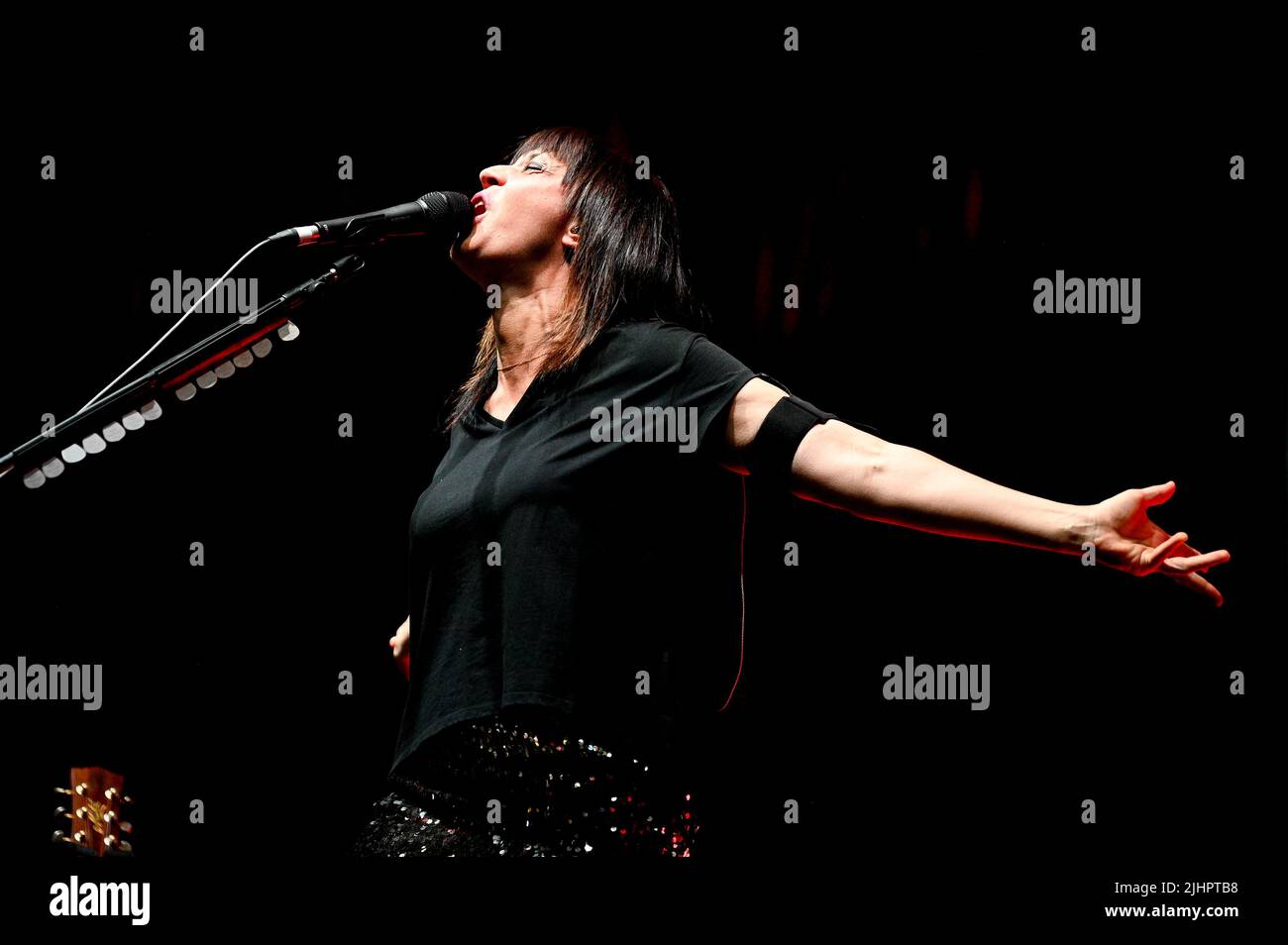 Carmen consoli live 2022 in treviso hi-res stock photography and images ...