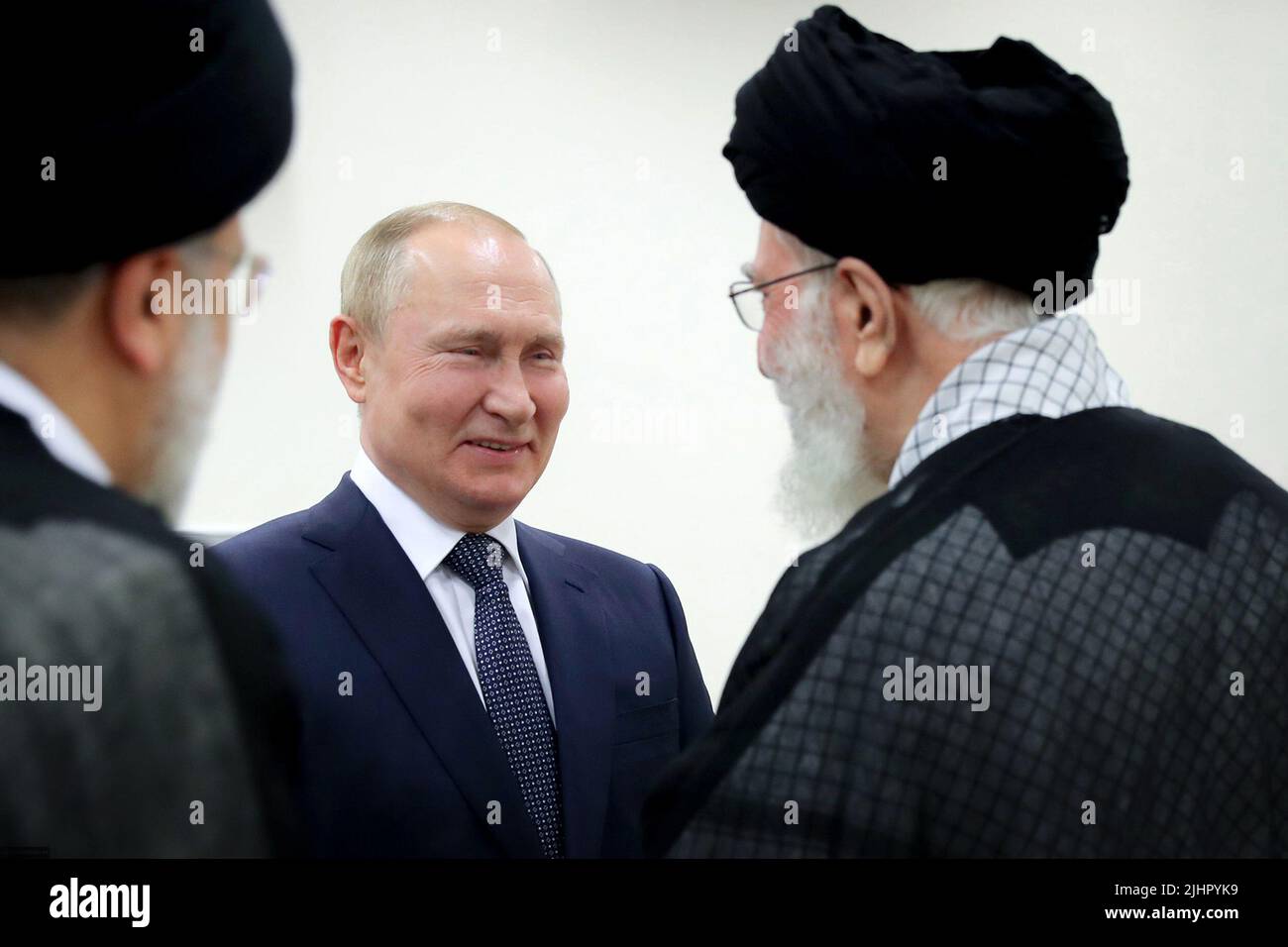 Ebrahim raisi putin hi-res stock photography and images - Alamy
