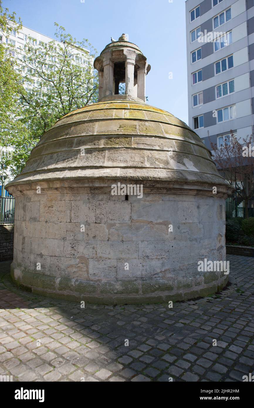 Place de fetes hi-res stock photography and images - Alamy
