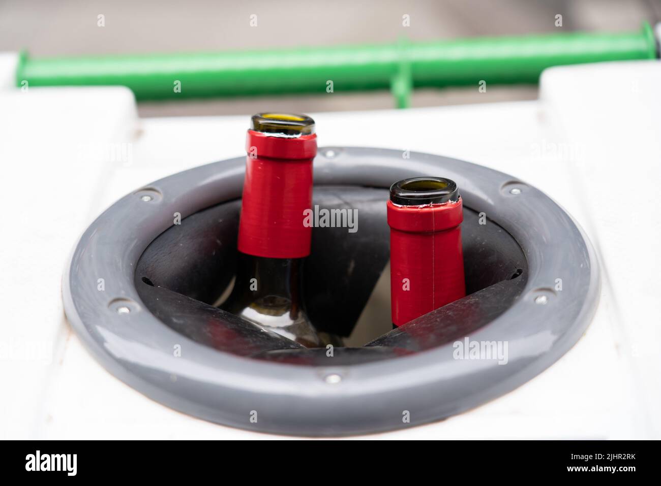 Glass dustbin hi-res stock photography and images - Alamy