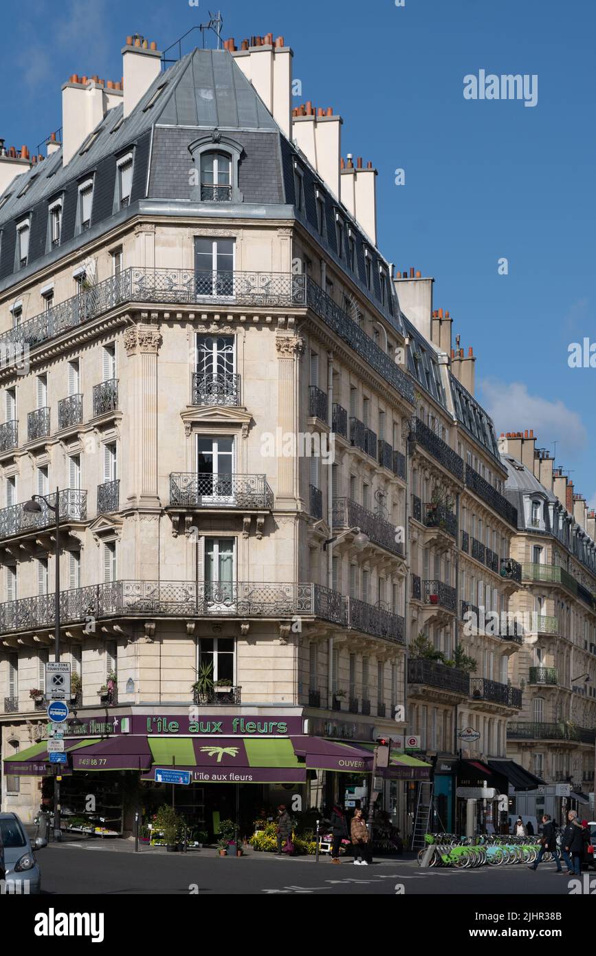 Monge hi-res stock photography and images - Alamy