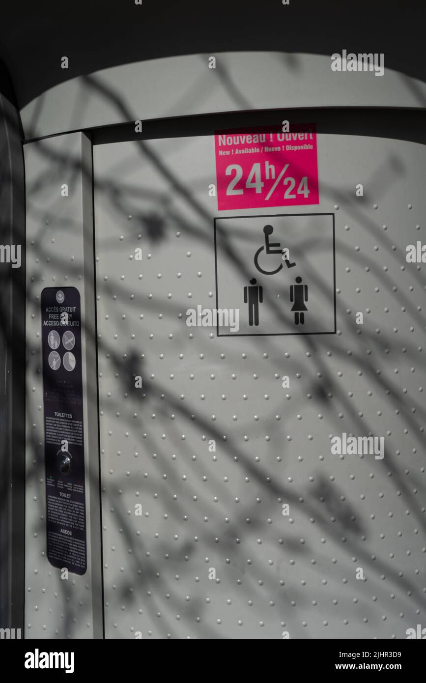 Sanisette decaux hi-res stock photography and images - Alamy