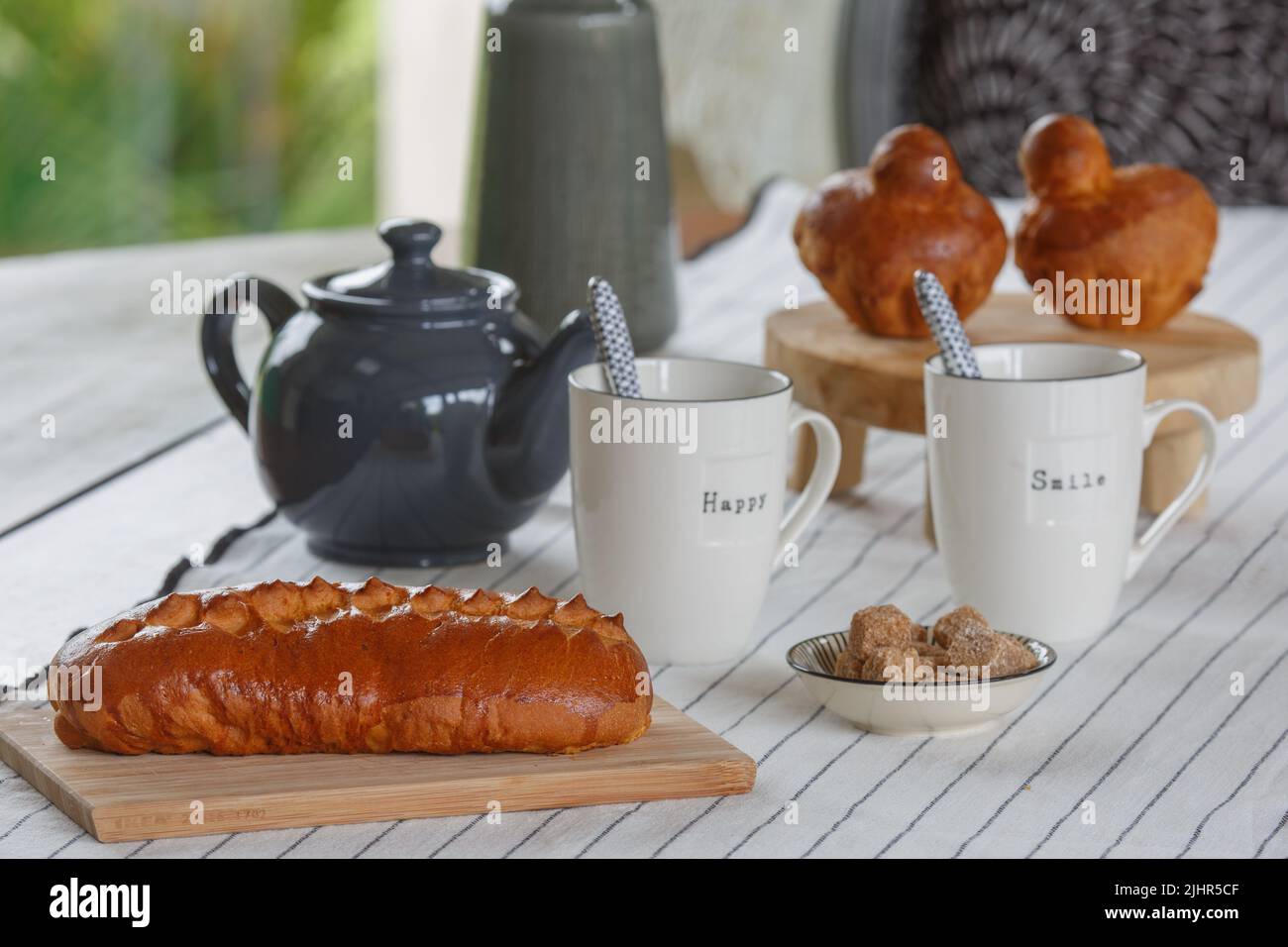 Petit dejeuner hi-res stock photography and images - Alamy