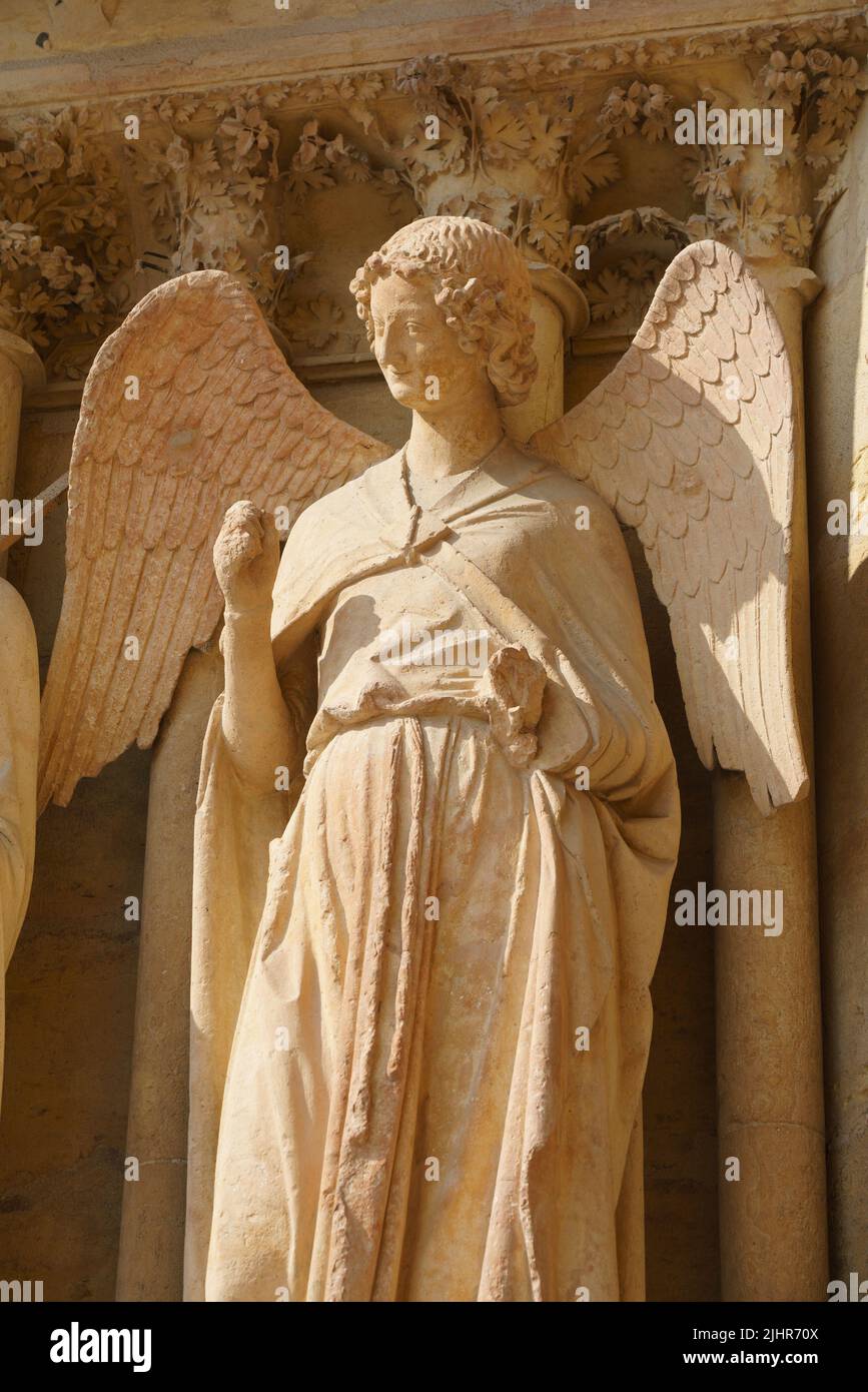 France, Region Grand Est, Marne, Reims, Notre-Dame Cathedral, north ...