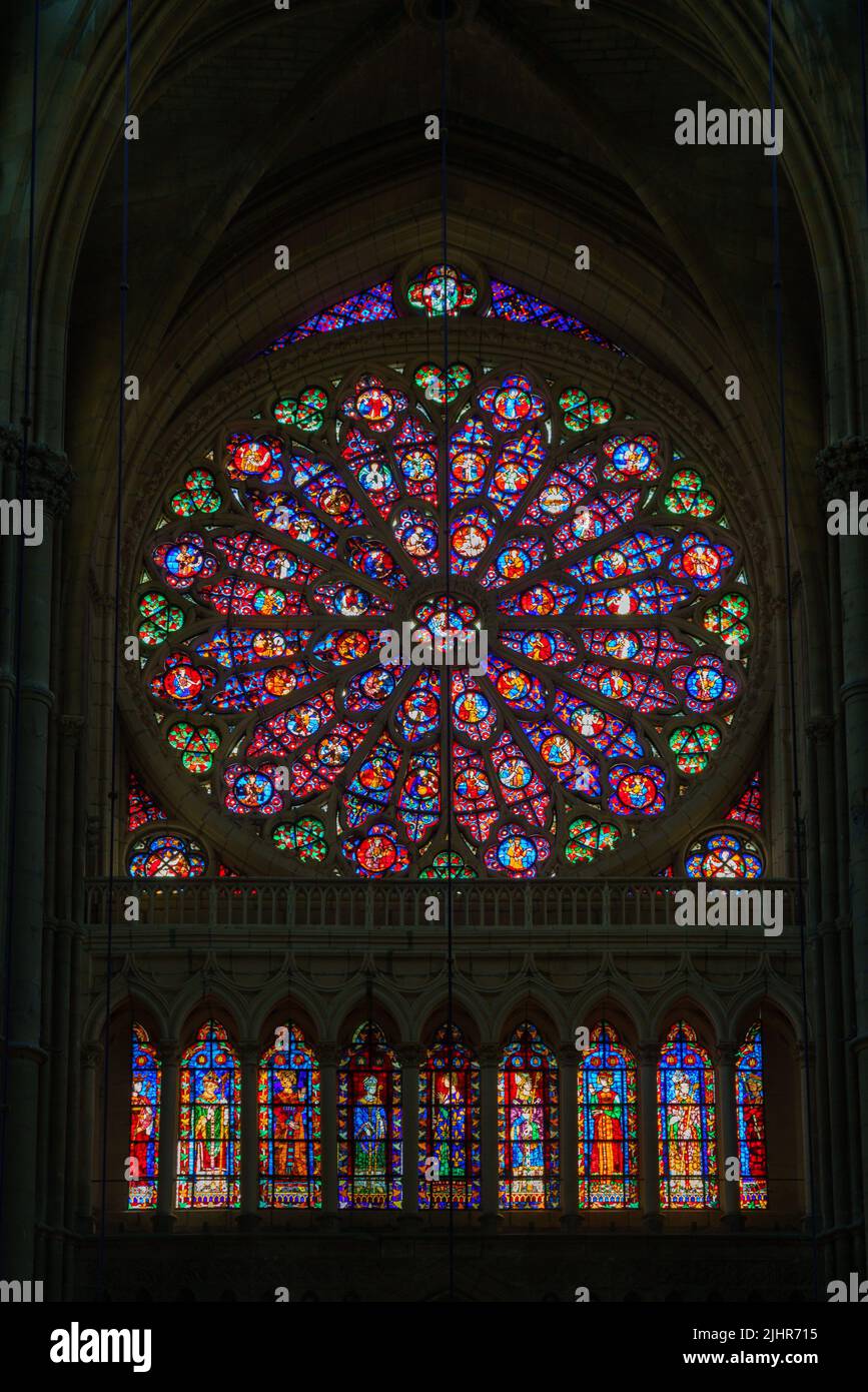 France, Region Grand Est, Marne, Reims, Notre-Dame Cathedral, western ...