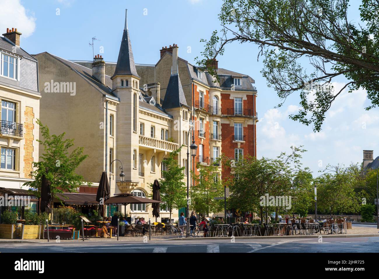 France, Region Grand Est, Marne, Reims, Place des Martyrs de la ...