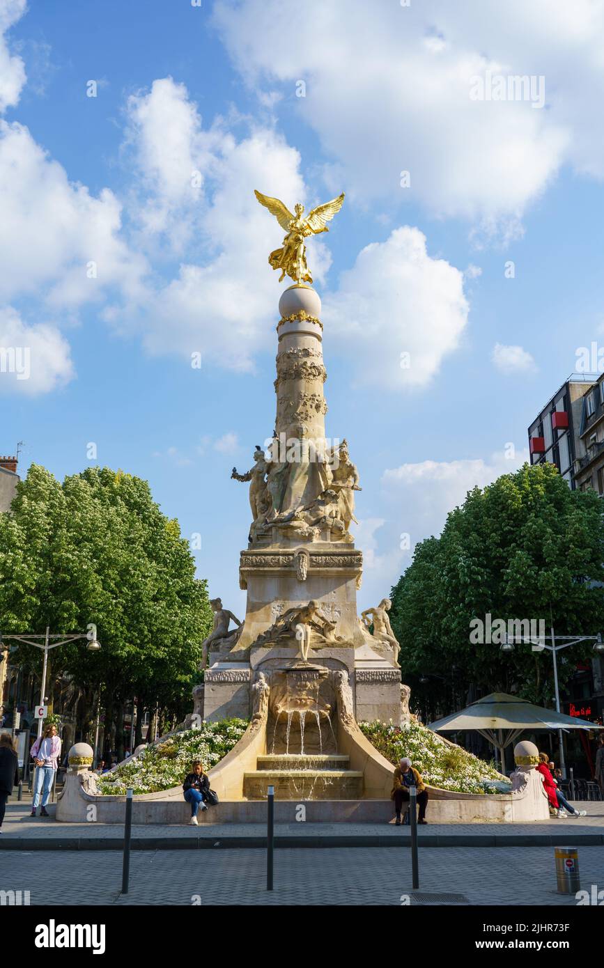 France marne reims sube fountain hi-res stock photography and images ...