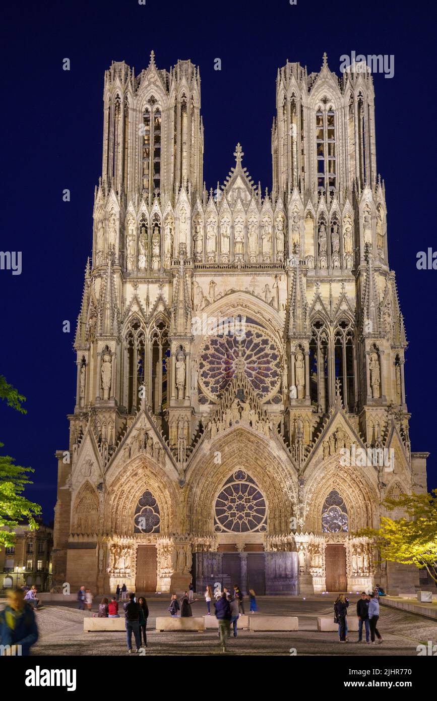 France, Region Grand Est, Marne, Reims, Notre-Dame Cathedral, western ...