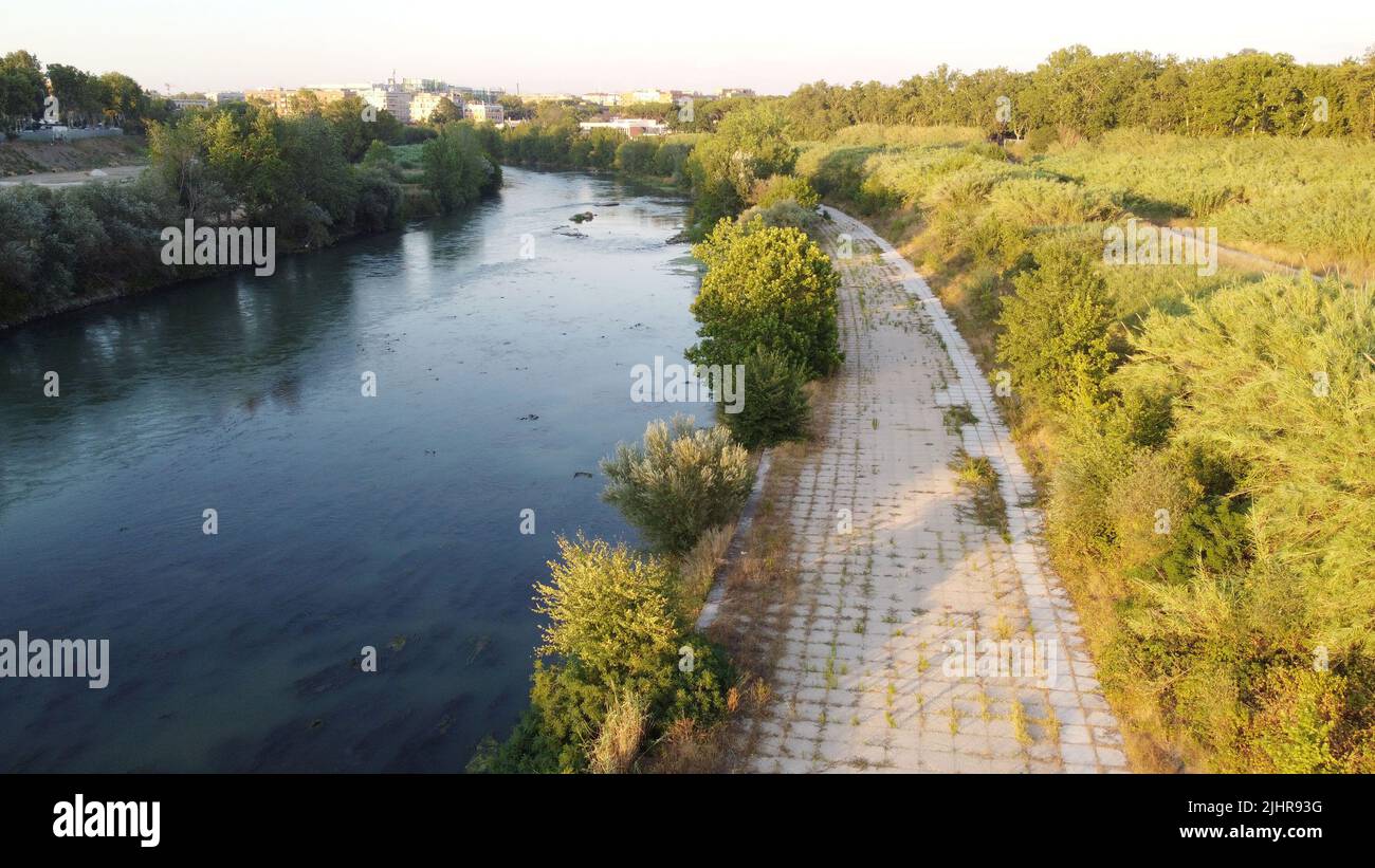 Roma, Fiume Tevere in magra estiva e non in secca , ponte Marconi San ...