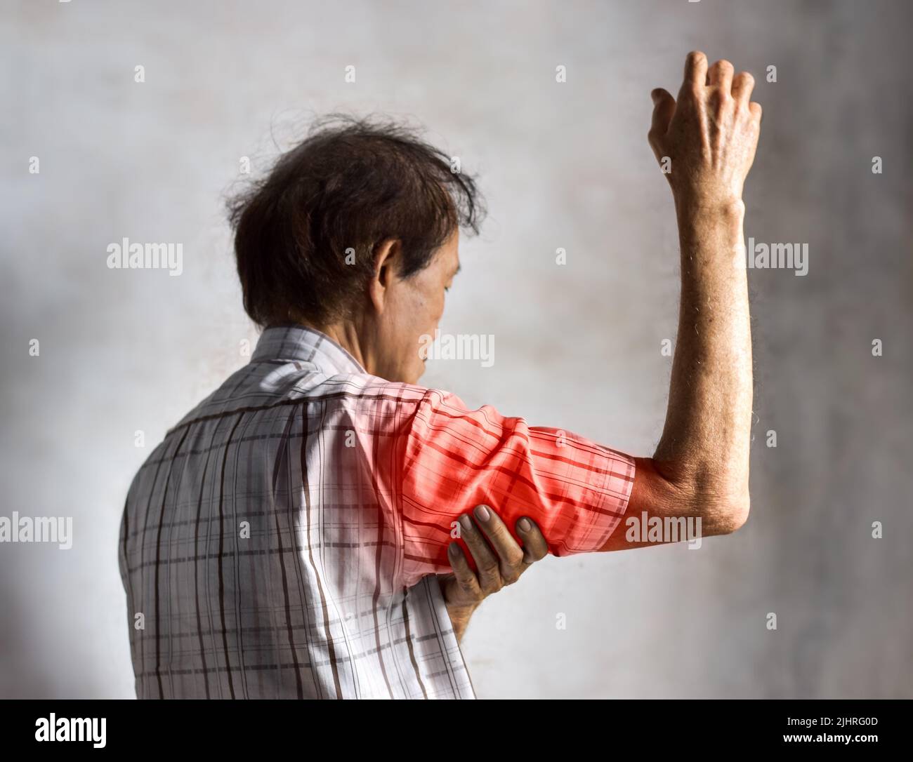 Back pain tennis injury hi-res stock photography and images - Alamy