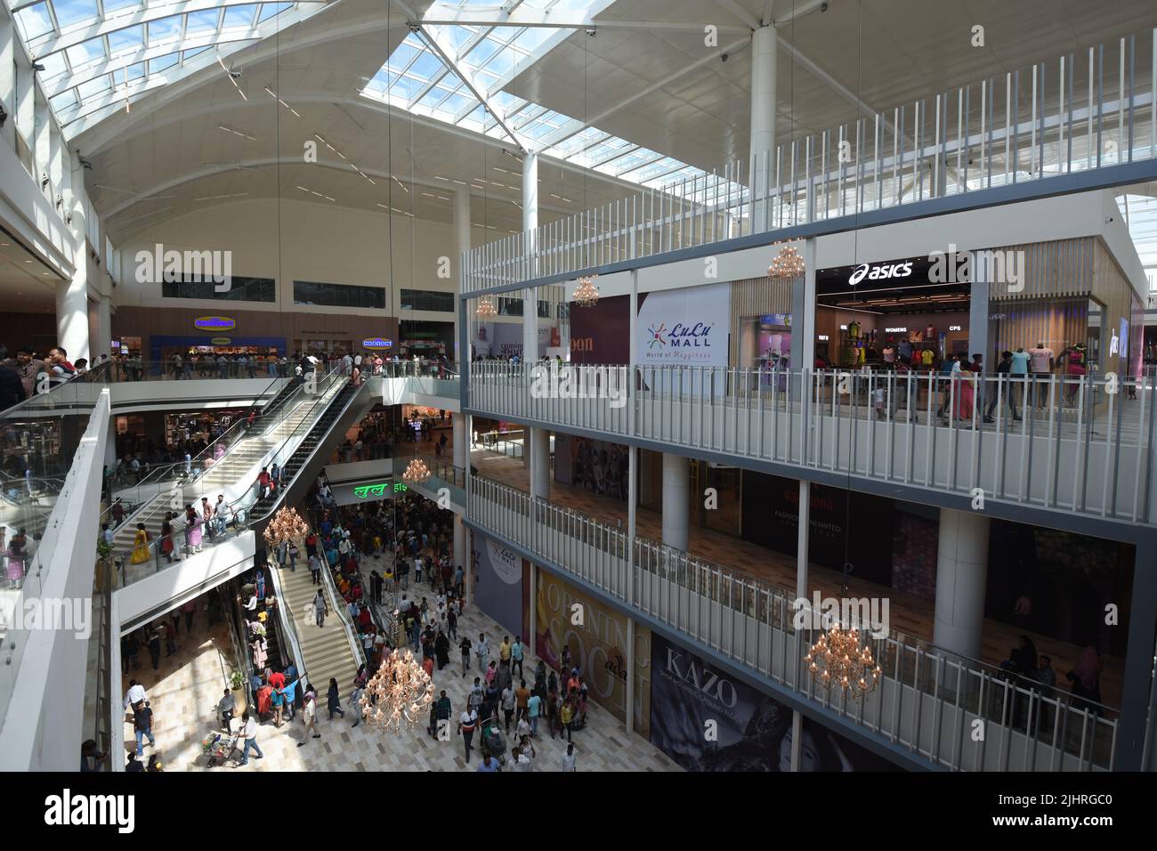 Lulu Mall in Lucknow, Uttar Pradesh, India Stock Photo - Alamy