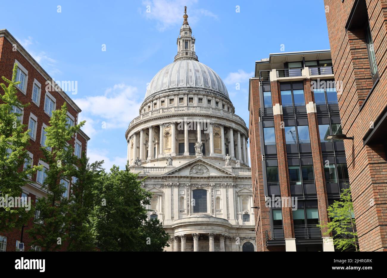 St Paul's Cathedral in London Stock Photo - Alamy