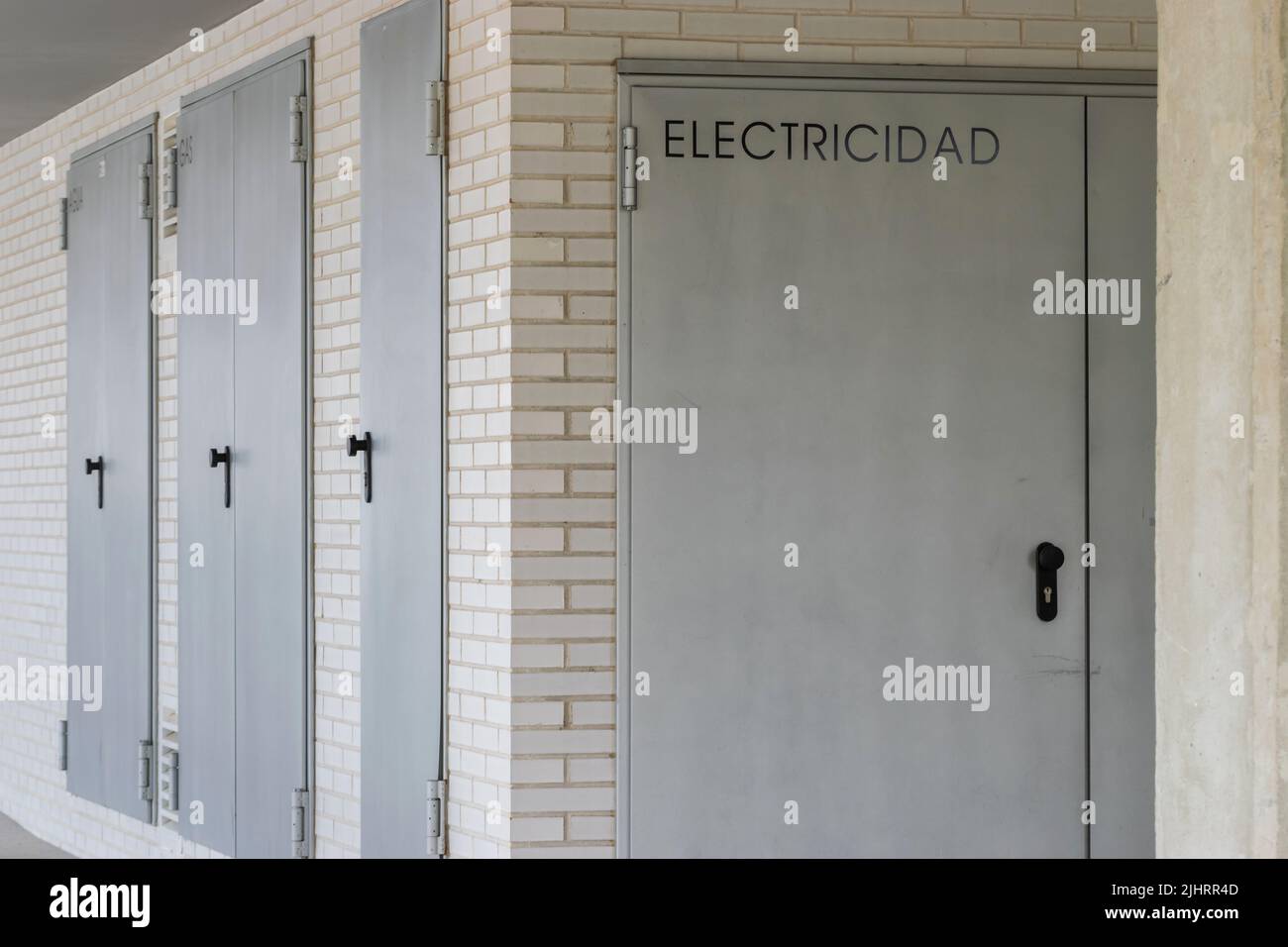 Electricidad-Electricity. Electrical cabinets in the basement of a ...